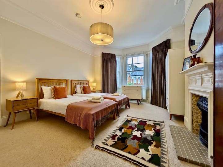 Stunning Family Home In Tulse Hill - London, UK