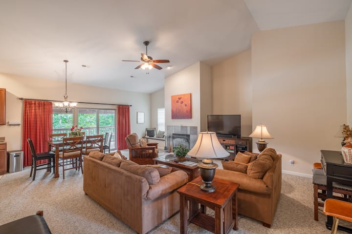 Lakefront Lodge By Innsbrook Vacations! - Innsbrook, MO