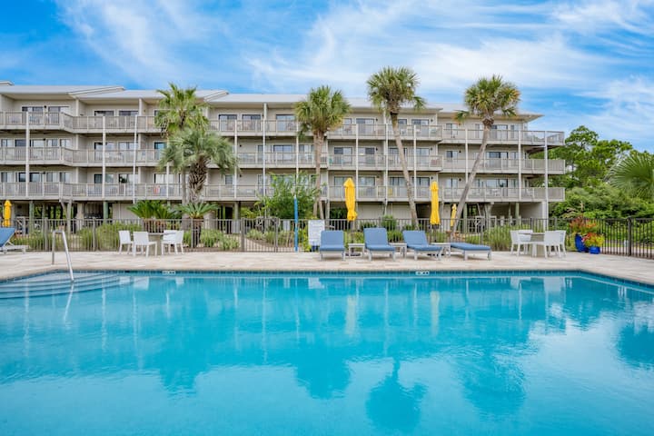 Ocean Views, Shared Pool, Balcony | The Sea Chord - Alys Beach, FL