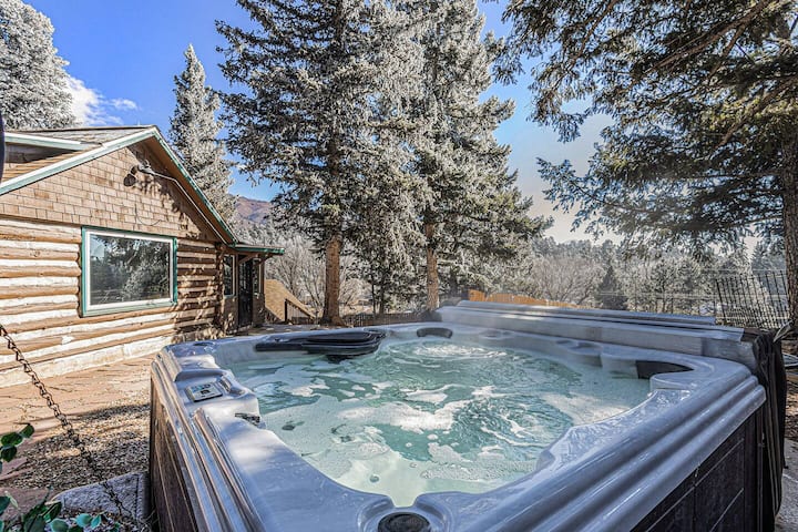 Cutest Cabin, Hot Tub, Views Tiny Game Home! - Colorado