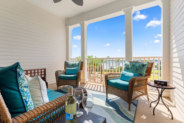 Gulf Views! Secret Beach, Pool, Golf, Beach Chairs - Panama City