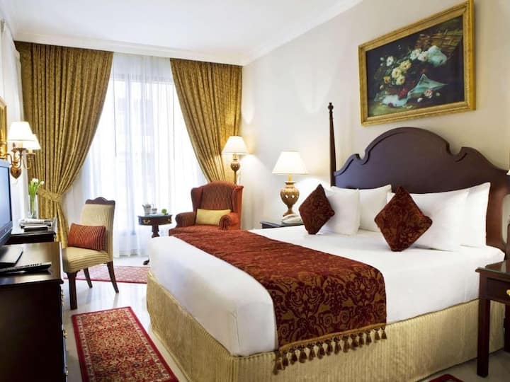 Two Bedroom Apartment Near Internet Metro Station - Dubaï