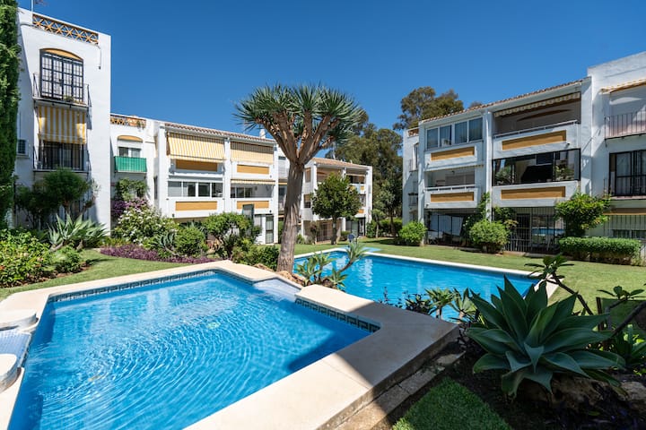 Pueblo Valle Verde - Calahonda Renovated Apartment - Sitio de Calahonda