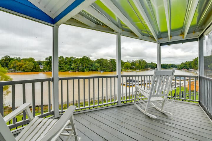 Waterfront Lake Norman Cabin W/ Screened Porch! - Lake Norman, NC