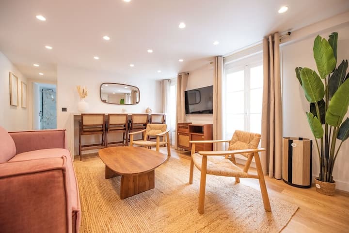 Relax In A Charming Flat On Grands Boulevards - Paris