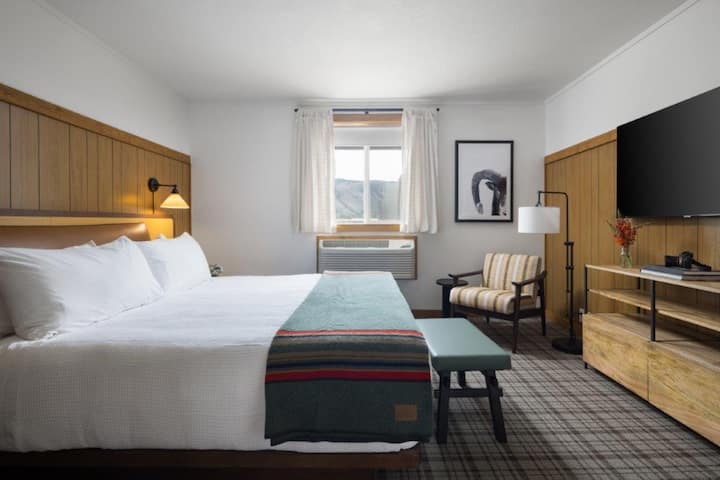 Amazing Stay In Jackson Hole | Restaurant - Jackson, WY