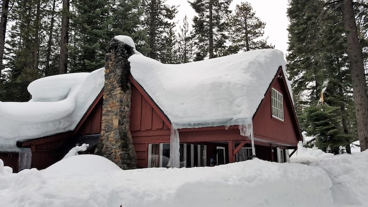 Reynolds Charming West Shore Cabin - Tahoe City, CA
