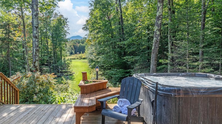 Luxury Mtn Retreat- Stunning Views Of Jay Peak - Jay, VT