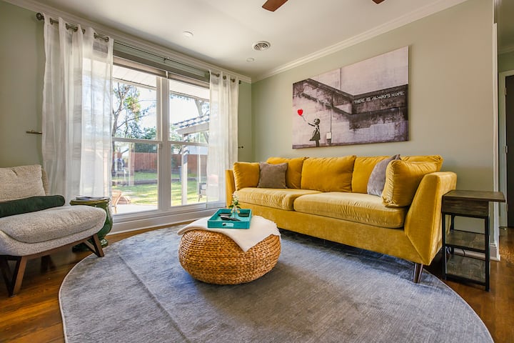 The Crimson - Fayetteville, NC