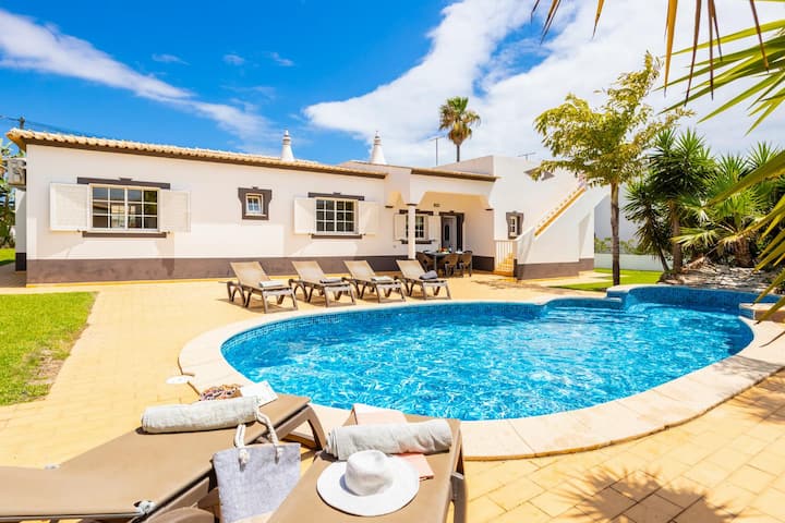 Casa Amendoeira Large Private Pool, Wifi - Guia