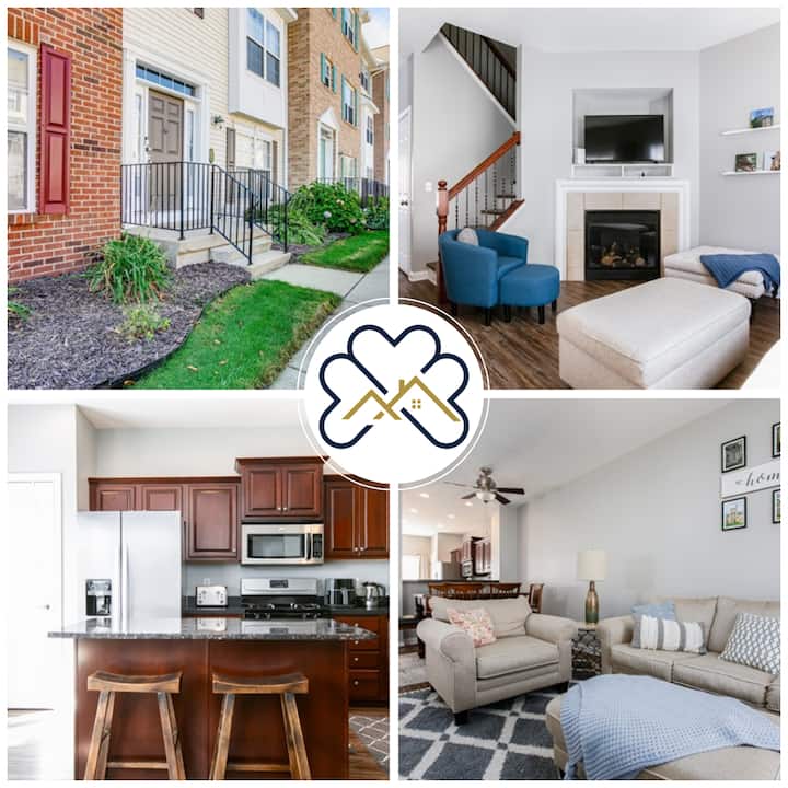 Golden Dome Getaway<>townhome 1.5 Mi To Nd - Notre Dame, IN