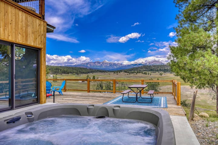 Luxury Mountain Chalet With Hot Tub & 360 Views - Pagosa Springs, CO