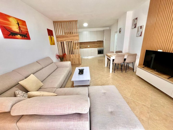 Adriana Apartment By Adriatic Living - Durrës