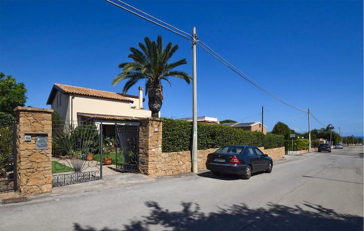 Nice Apartment In Augusta With House Sea View - Augusta