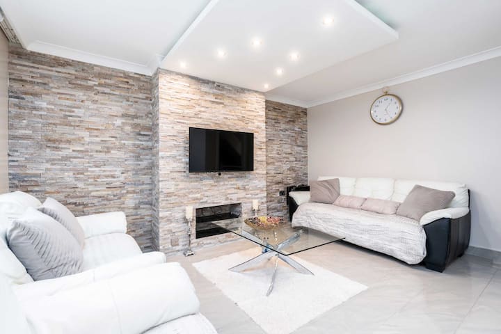 Free Parking | Sleeps 6 | City Centre&nbsp;| 15%&nbsp;Off - Sheffield, UK