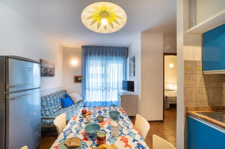 Charmant Appartement De Deux Chambres - Bibione