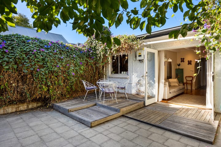 Bluestone Cottage - Vintage Vibes In Cbd - Belair National Park