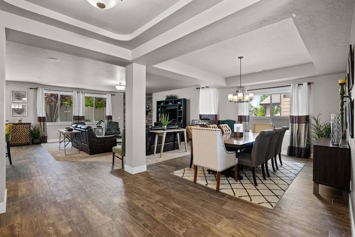 Family Friendly - Pet Friendly - Meridian, ID