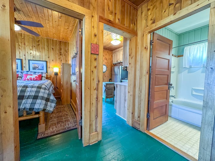 Hovland Hideaway On Lake Superior In Hovland, Mn - Grand Portage National Monument