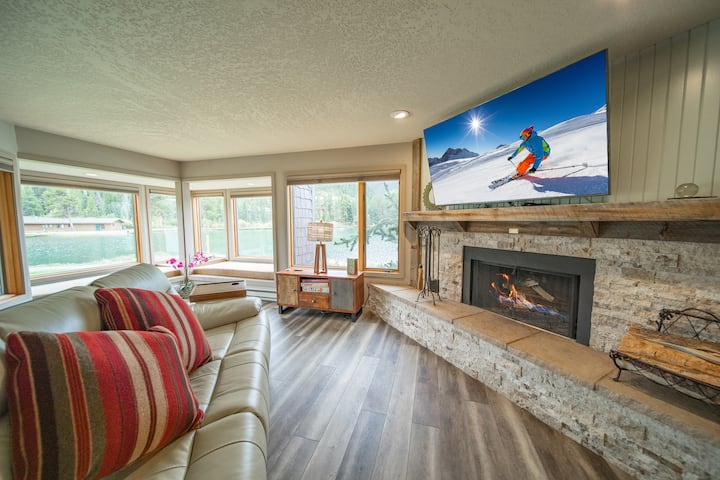 Amazing Lake Views! Updated And Spacious Condo - Keystone, CO