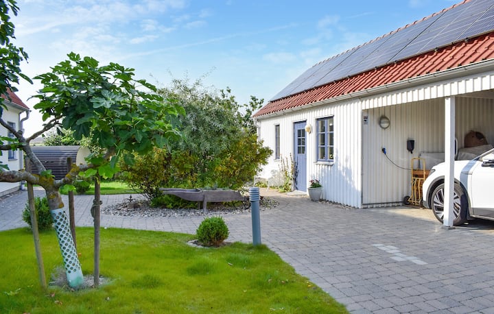 1 Bedroom Cozy Apartment In Brantevik - Simrishamn