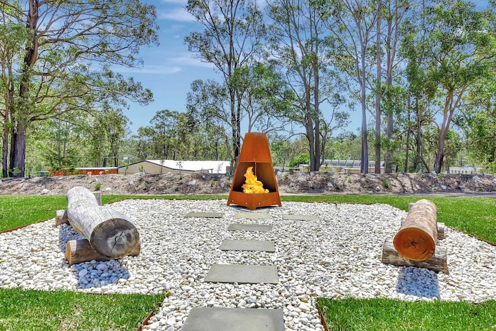 Magpie Three- Two For Joy Estate. Sleeping 6! - Branxton