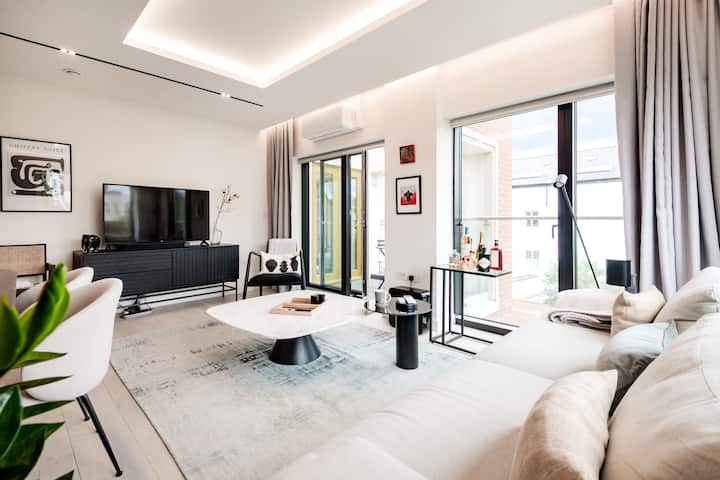 Modern 2 Bed With Roof Patio - By Out Of Office Li - Londres