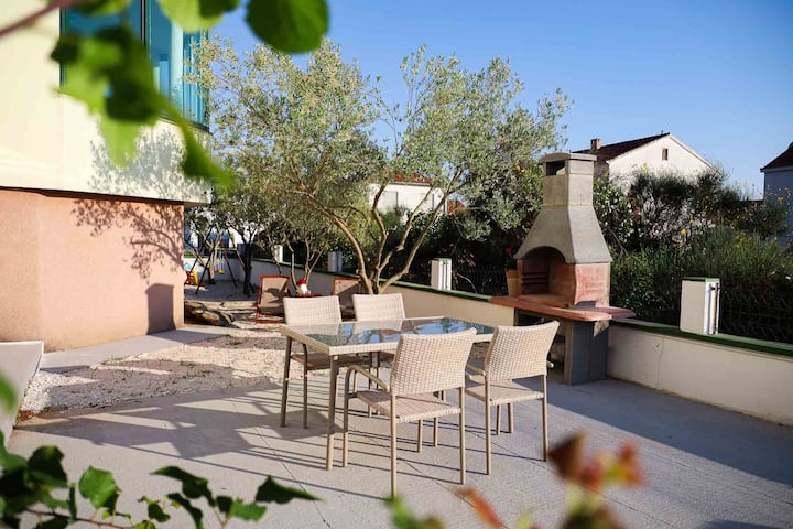 Elegante Eigentumswohnung Mit Balkon, Grillplatz,. - Dugi Otok