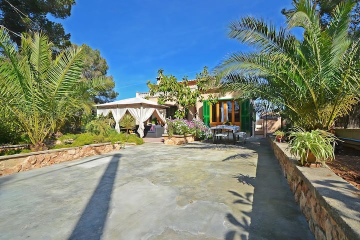 Schöne Villa Mit Pool Und Garten - El Toro