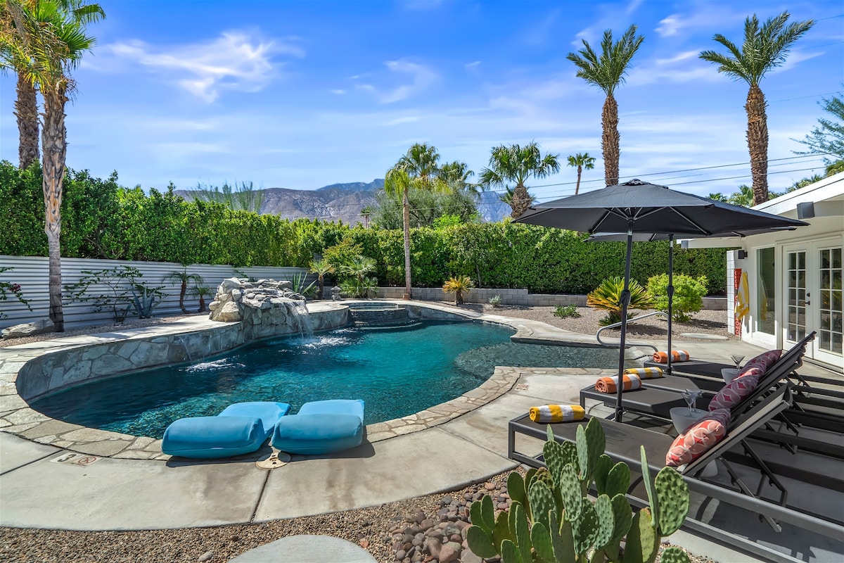 Whispering Palms - Resort-Style Amenities - Houses for Rent in Palm ...
