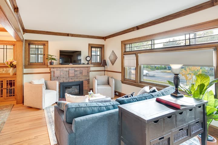 5 Mi To Mall Of America: South Minneapolis Home - Minneapolis