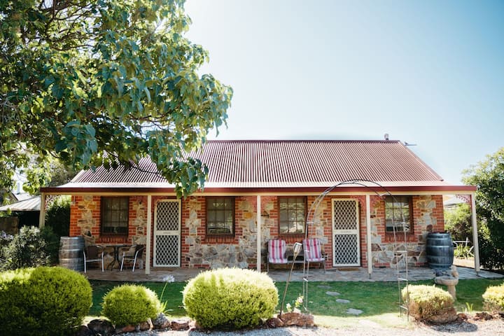 Langmeil Cottages - Angas - The Barossa Council
