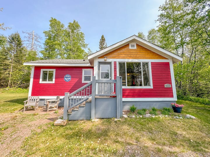 Northern Lights Cottage In Grand Marais, Minnesota - Grand Marais