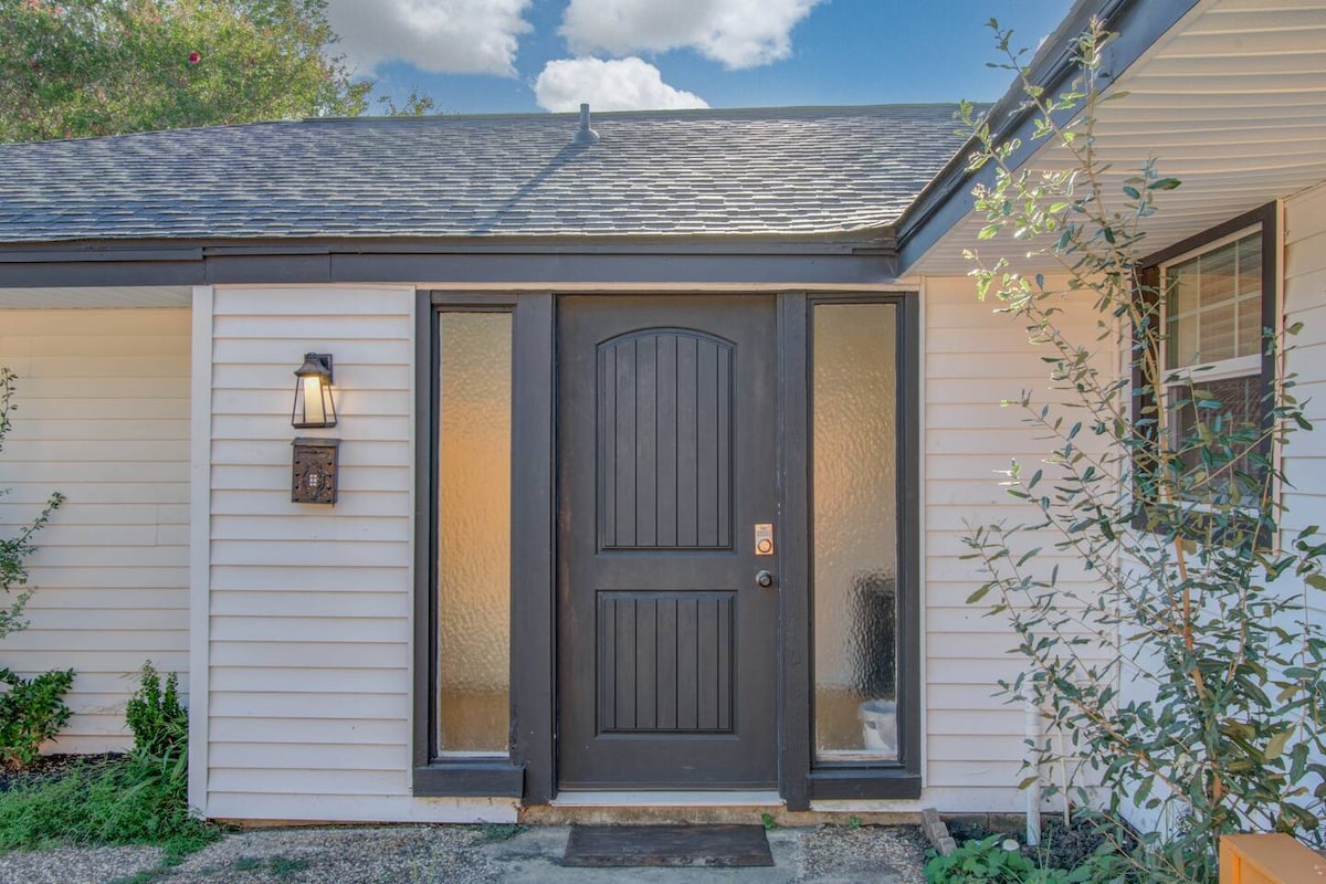 Downtown Houston Places To Stay | Homes and More | Airbnb