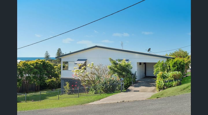 Crescent Escape Crescent Head - Crescent Head