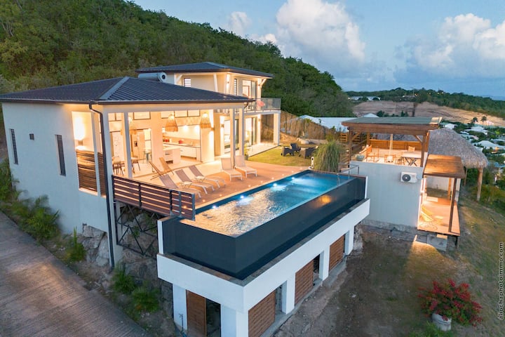 Villa Sky 4 Chambres - Vue Sur Le Diamant - Martinica