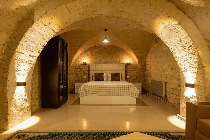 Modern Designer Flat In Historic Baku Building - 巴庫