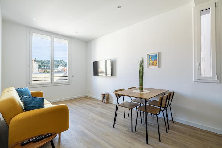 Le Logis Cannois Au Calme En Centre-ville - Cannes