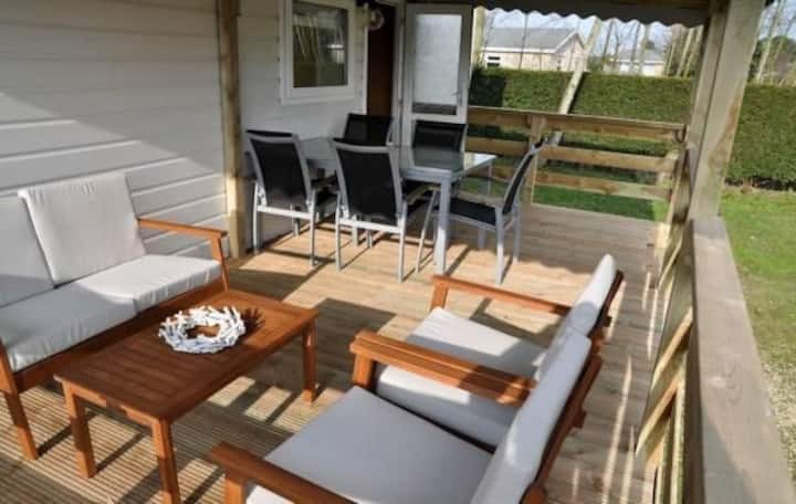 Strandnahes Chalet Mit üBerdachter Veranda - Ameland