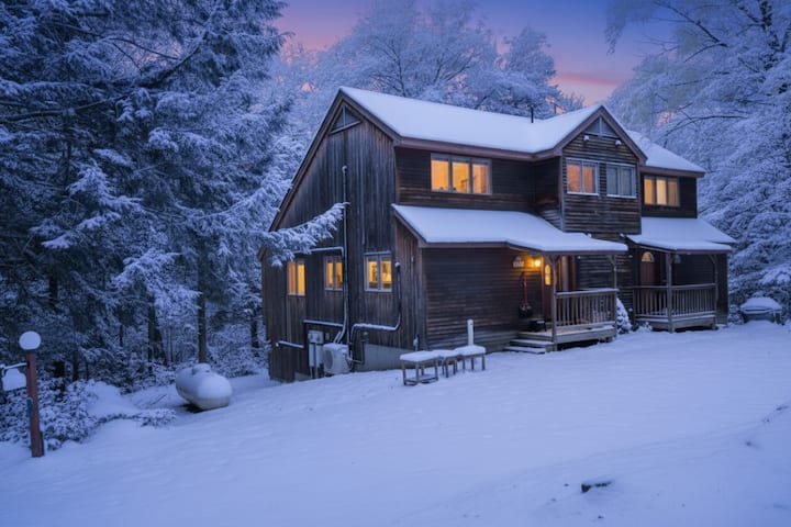North Conway Chalet|pool Table|sleeps8|pet+ - Conway, NH