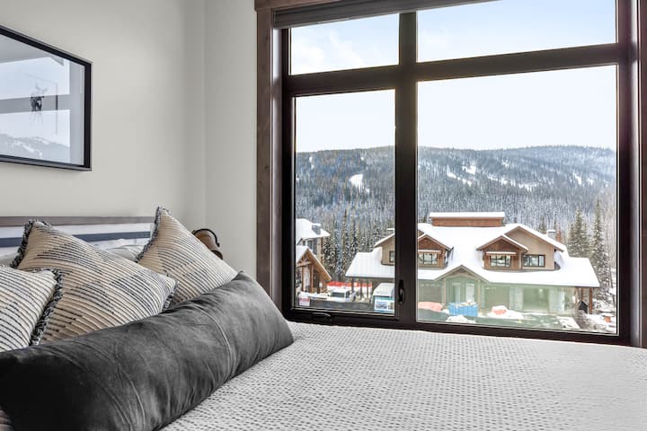Luxury Three Bedroom Townhome#2 At Switchback Cree - Sun Peaks