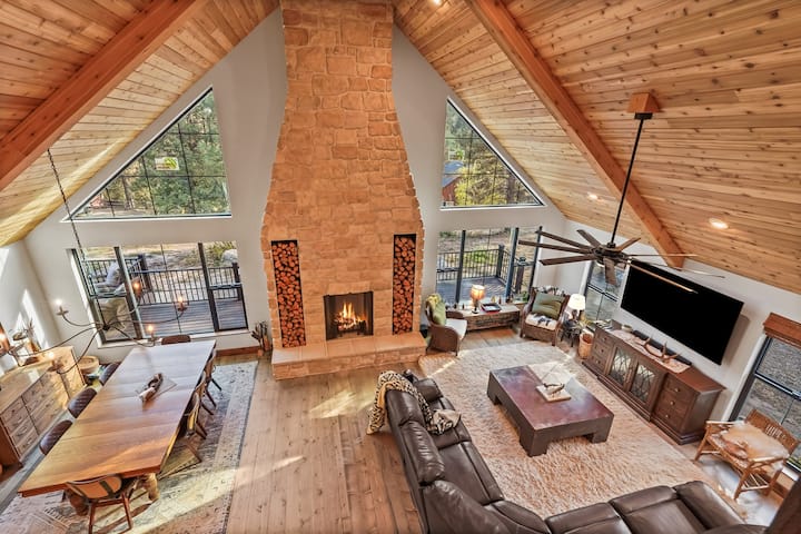 Siyi'ku Lodge | Custom Luxury | Starlight Theatre - Garden Valley, ID