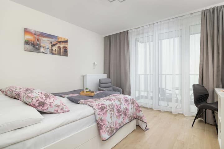 ŁAszkiewicza 8a | Cozy Apartment | Parking - Krakow