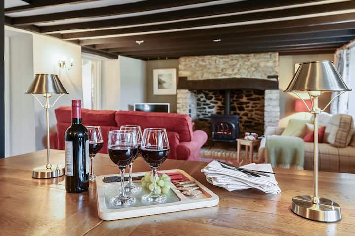 Strand Cottage - Burton Bradstock