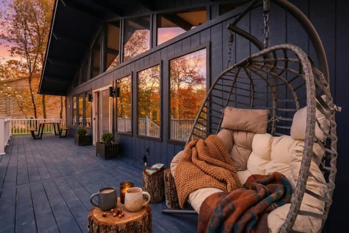 Modern Poconos Retreat: Heated Gazebo & Work-space - Pocono Lake