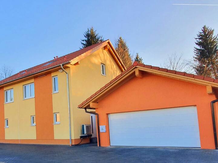 Gästehaus Traunreut, Dreibettzimmer 15m² - Trostberg