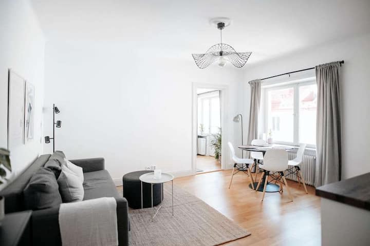 Cozy 1 Bedroom Apartment In Norrmalm With French B - Estocolmo