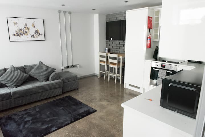 Toothbrush Apartments - 1 Bed Duplex - Fore St - Ipswich, UK