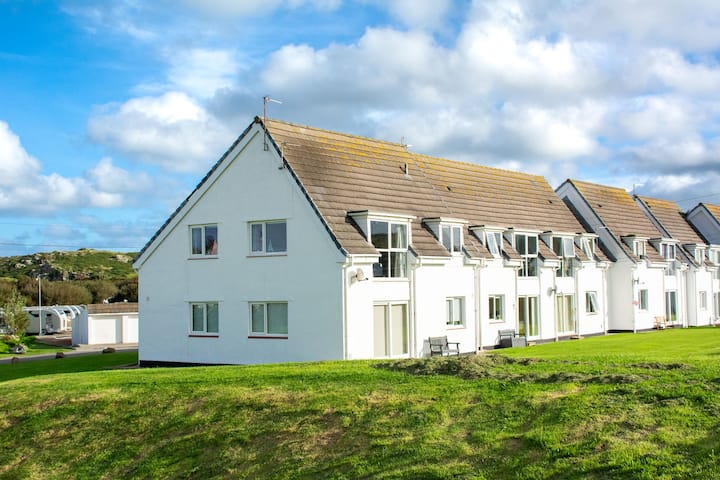 2 Isallt Lodge - Holyhead