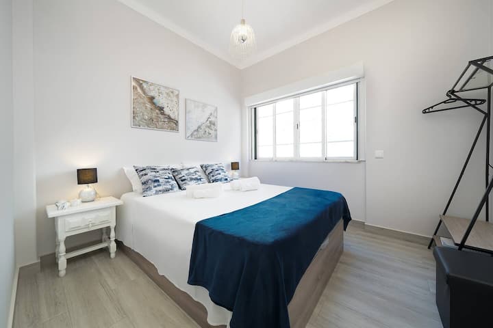 Spacious Stylish Apartment - Portimão